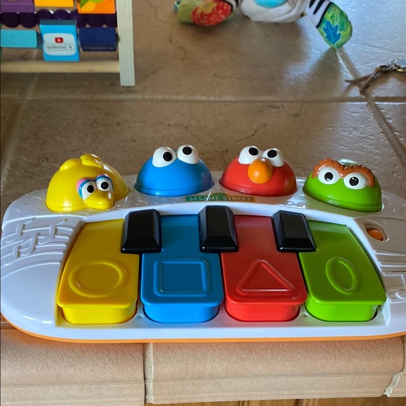 Sesame Street | Toys | Sesame Street Yellow And Blue Learning Toy ...